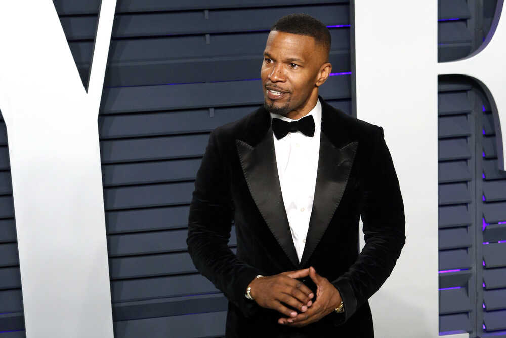 Jamie Foxx to Reveal His ‘Serious Health Scare’ in New Stand-Up Show ...